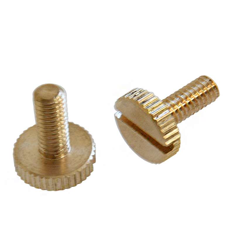 Vis en laiton M4 à tête moletée longueur du filetage 8mm