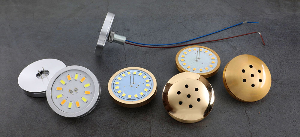 Lampe G4 - 12 LED Shield beam - back 230 volts changement d